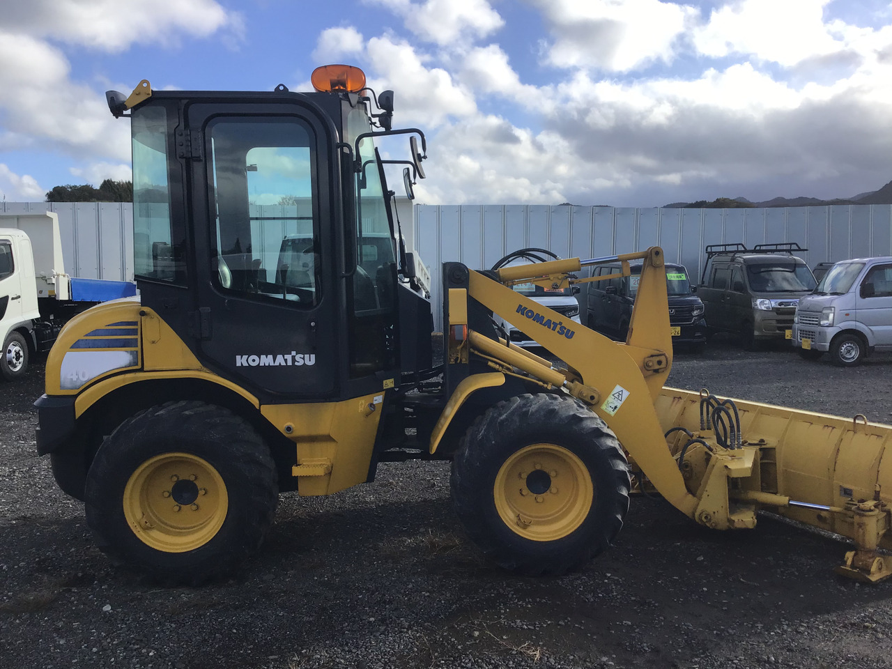 中古車 その他 コマツ コマツ WA40-6 ホイールローダー の中古車詳細 (走行距離不明, イエロー, 青森県, 495万円) | 中古車情報・中古車検索なら【車選びドットコム（車選び.com）】