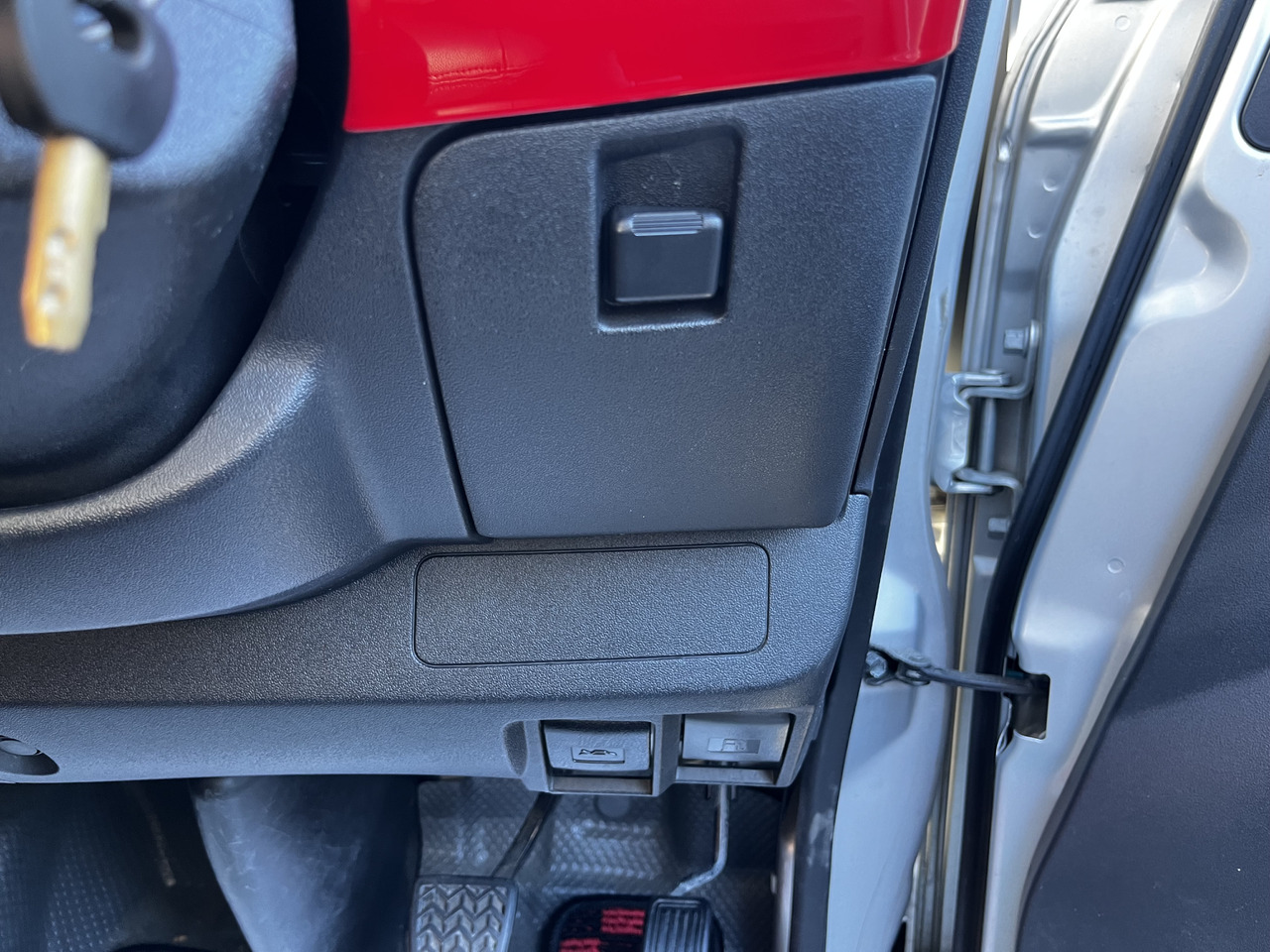 トヨタ ハイエース 2.7 DX ロング ミドルルーフ パーツ新品 ETC ドラレコ の中古車詳細 (153,323km, シルバー, 東京都 ...