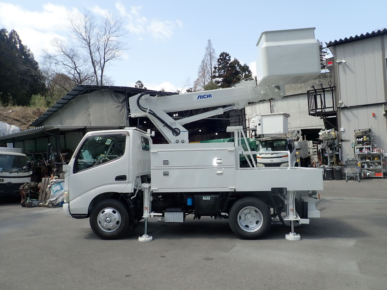 中古車 トヨタ トヨエース 高所作業車 H20 アイチSK10B 9.7m 検付 の中古車詳細 (144,576km, ホワイト, 大阪府, 247.5万円) | 中古車情報・中古車検索なら ...