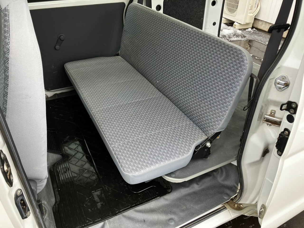 中古車 ダイハツ ハイゼットカーゴ スペシャル ハイルーフ 4WD 5MT/パワステ/エアコン/ハイルーフ の中古車詳細 (80,770km, ホワイト, 新潟県, 49.9万円) | 中古車 ...