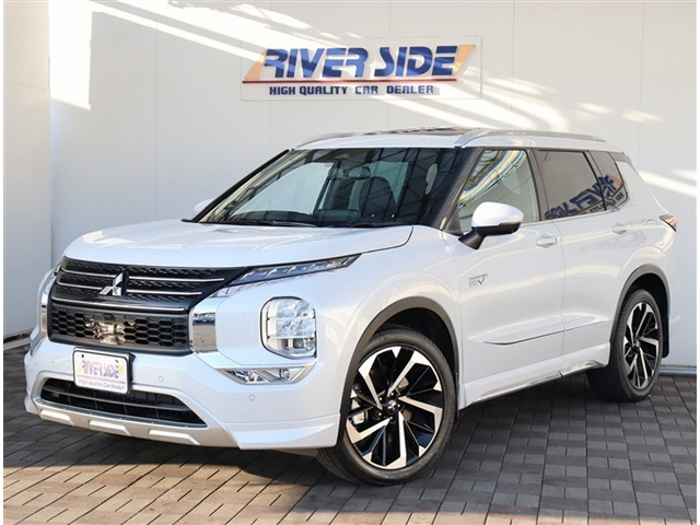 中古車 三菱 アウトランダー PHEV 2.4 P 4WD スポーティーPKGサンルーフ黒革9型ナビETC の中古車詳細 (4,000km, パール, 神奈川県, 508万円) | 中古車情報 ...
