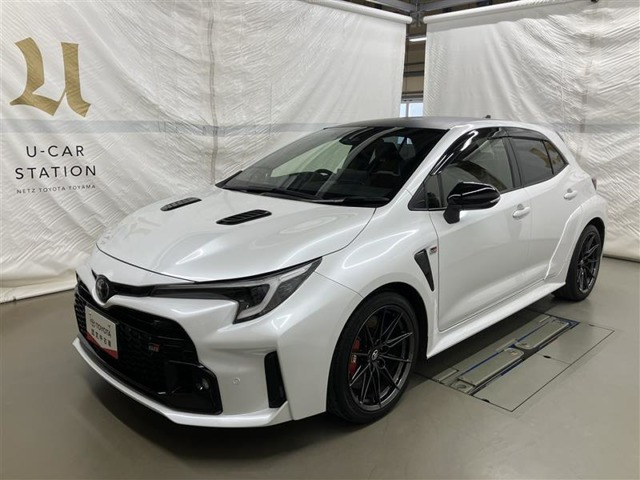 トヨタ GRカローラ 1.6 RZ 4WD の中古車詳細 (19,000km, パールマイカ, 富山県, 558万円) | 中古車情報・中古車検索なら【車選びドットコム】